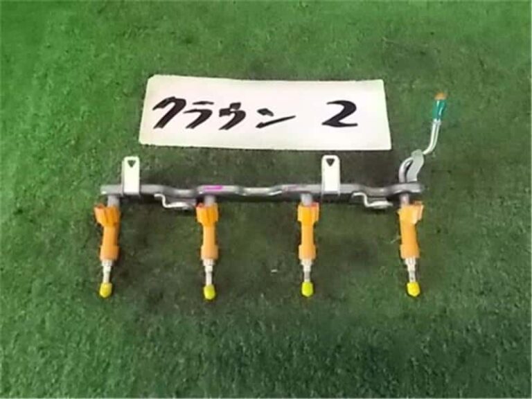 Fuel Injector for Toyota Crown (2013, DAA-AWS210) | Mirza Enterprises Japan